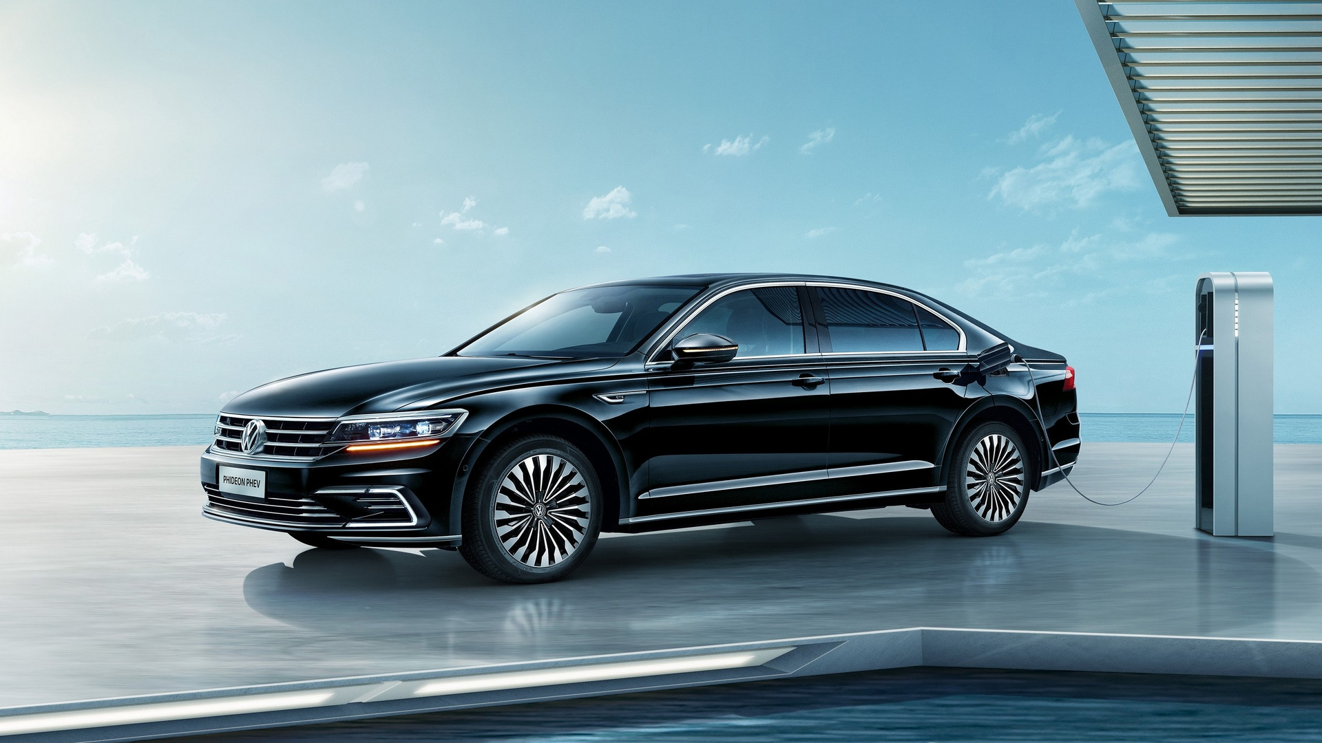 New flagship Volkswagen Phideon sedan presented